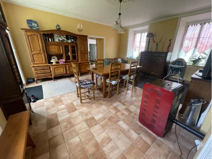 Acheter Maison : Belle maison traditionnelle année 1980